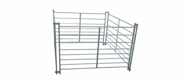 IAE 8 Rail Alpaca Hurdle 6ft - Davidsons Farm & Country