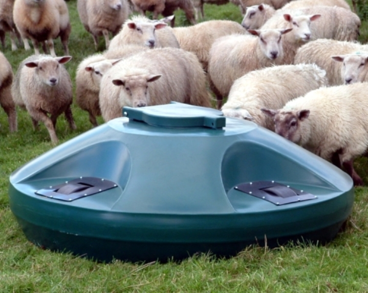 Liquid Feeds - Davidsons Farm & Country